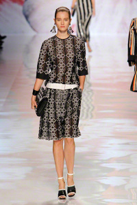 Etro Catwalk Fashion Show Milan SS2013 | Team Peter Stigter, catwalk ...