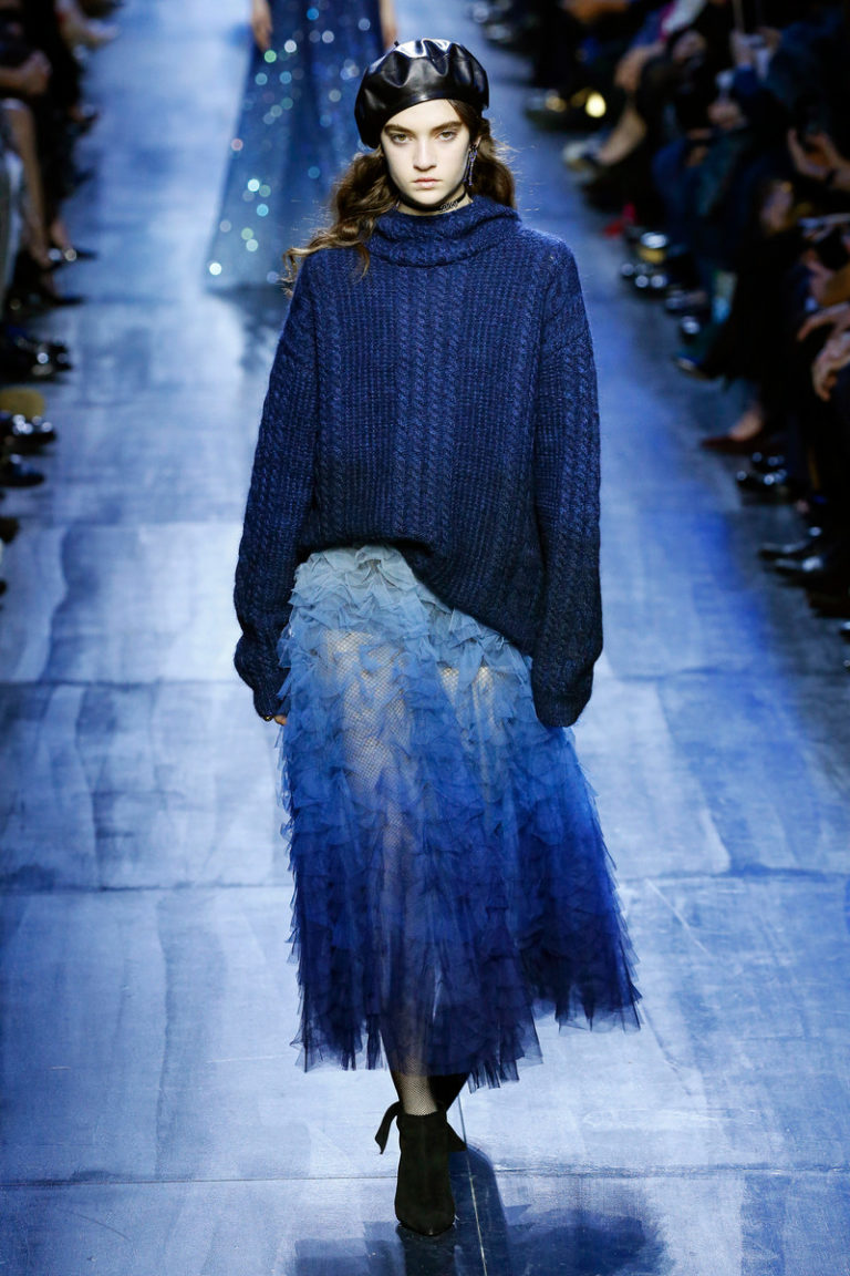 Dior Catwalk Fashion Show Paris Womenswear FW2017 | Team Peter Stigter ...
