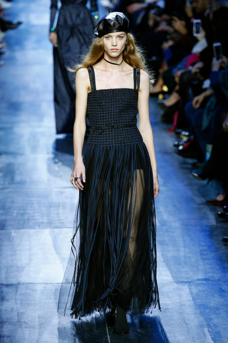 Dior Catwalk Fashion Show Paris Womenswear FW2017 | Team Peter Stigter ...