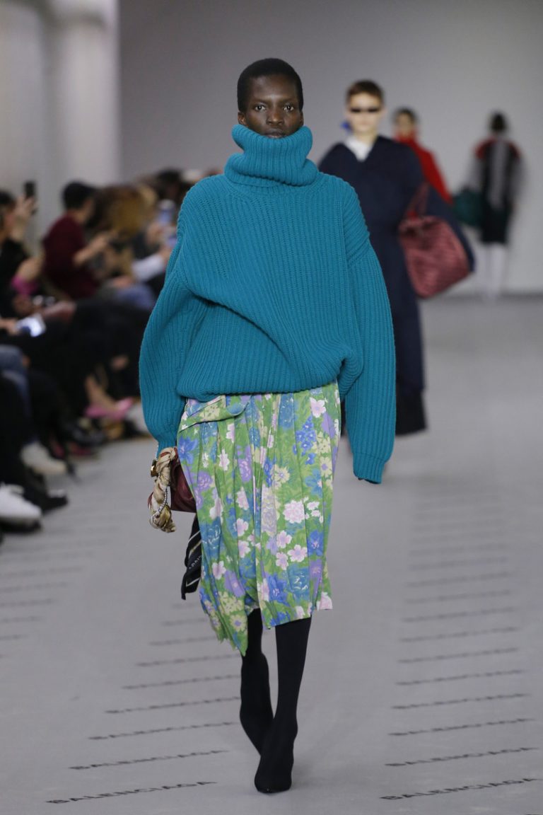 Fall/Winter Catwalk Trend 2017/2018: Skirt + (oversized) Sweater | Team ...