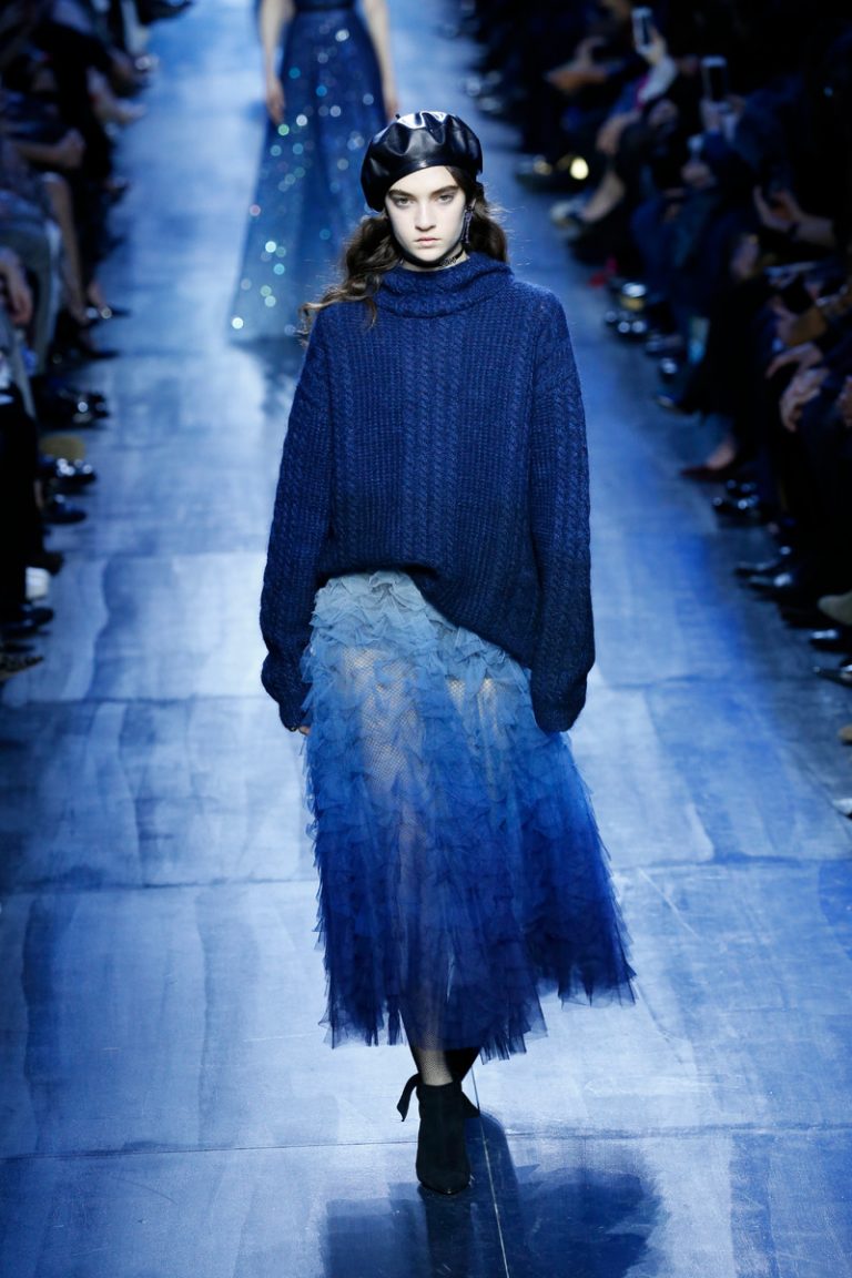 Fall/Winter Catwalk Trend 2017/2018: Skirt + (oversized) Sweater | Team ...