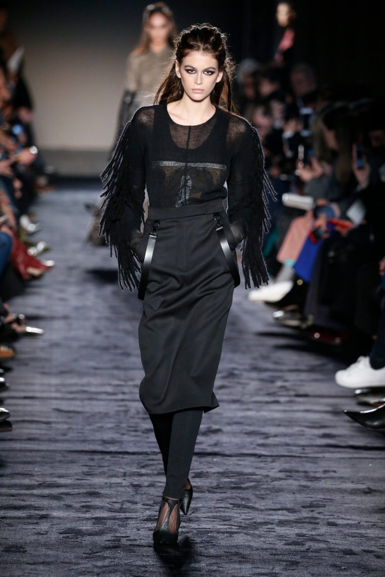 Max Mara Catwalk Fashion Show Milan FW2018 | Team Peter Stigter ...