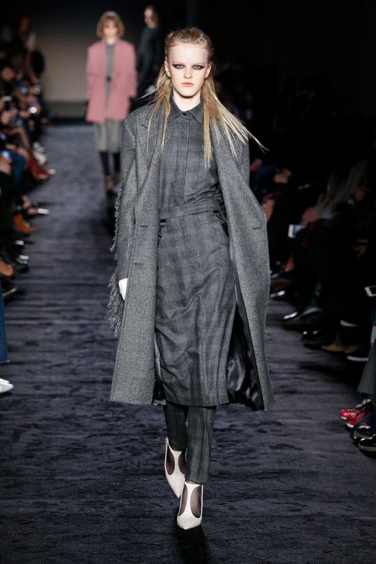 Max Mara Catwalk Fashion Show Milan FW2018 | Team Peter Stigter ...