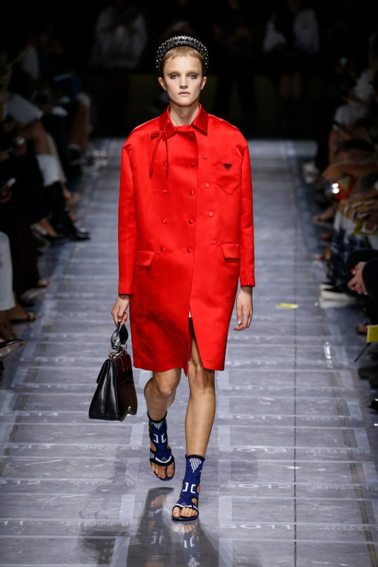 Prada Catwalk Fashion Show Milan Womenswear SS2019 | Team Peter Stigter ...