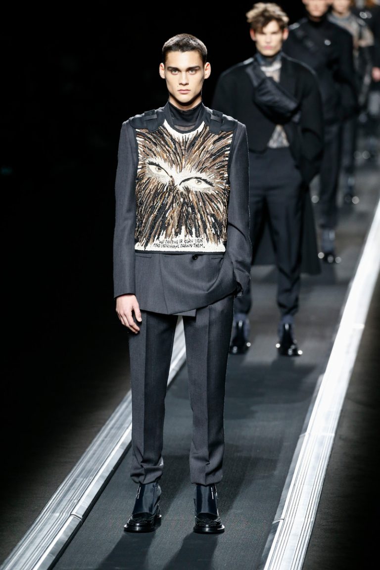 Dior Homme Catwalk Fashion Show Paris FW2019 | Team Peter Stigter ...