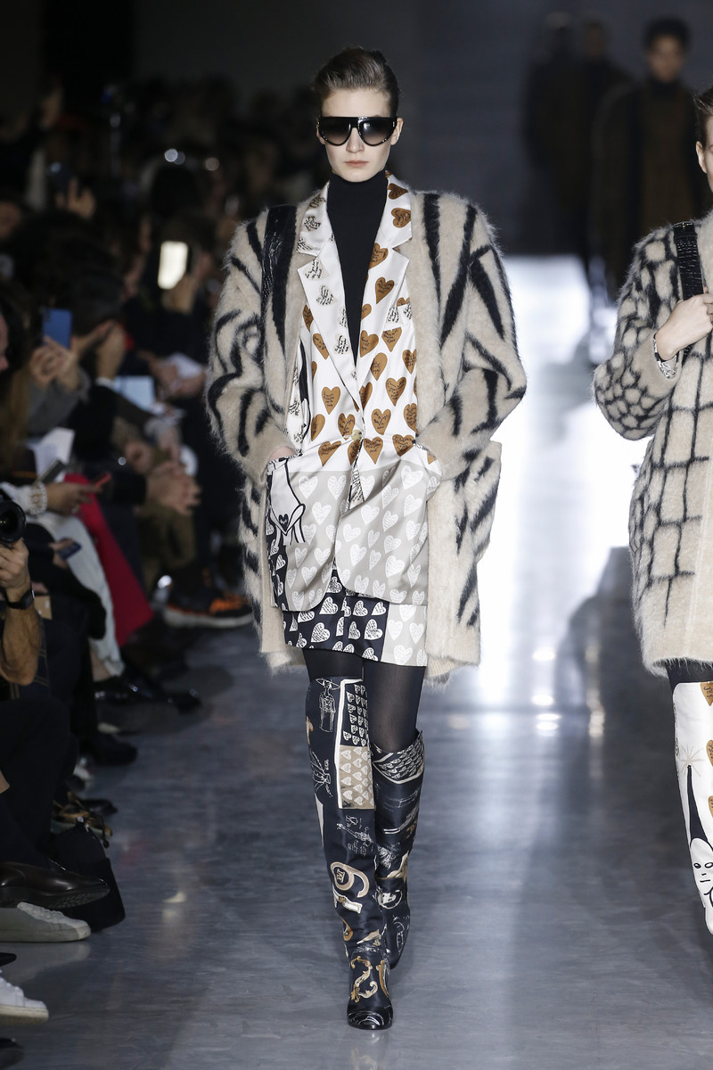Max Mara Catwalk Fashion Show Milan FW2019 | Team Peter Stigter ...