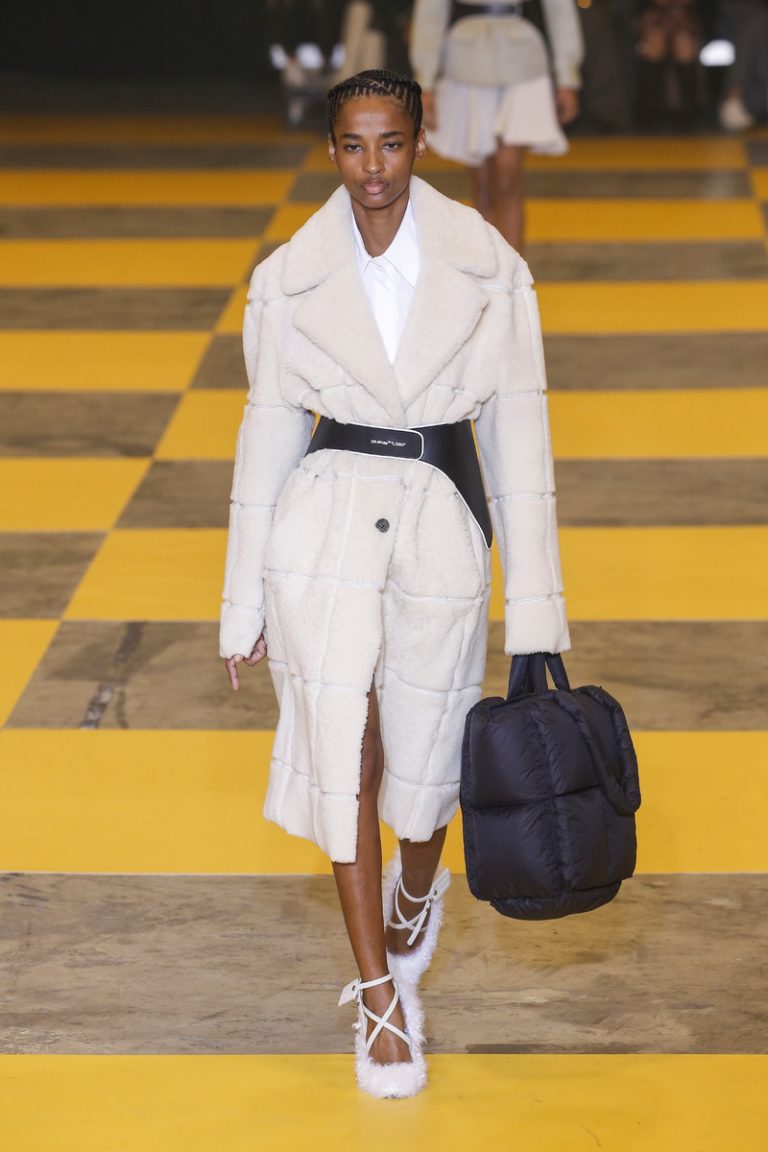 Off-White Catwalk Fashion Show Paris FW2019 | Team Peter Stigter ...