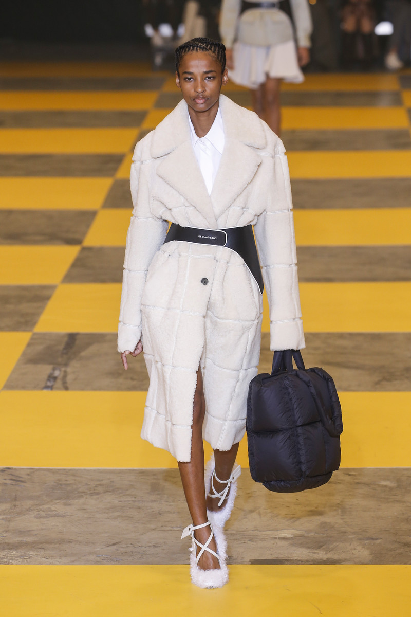 Off-White Catwalk Fashion Show Paris FW2019 | Team Peter Stigter ...