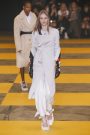 Off-White Catwalk Fashion Show Paris FW2019 | Team Peter Stigter ...