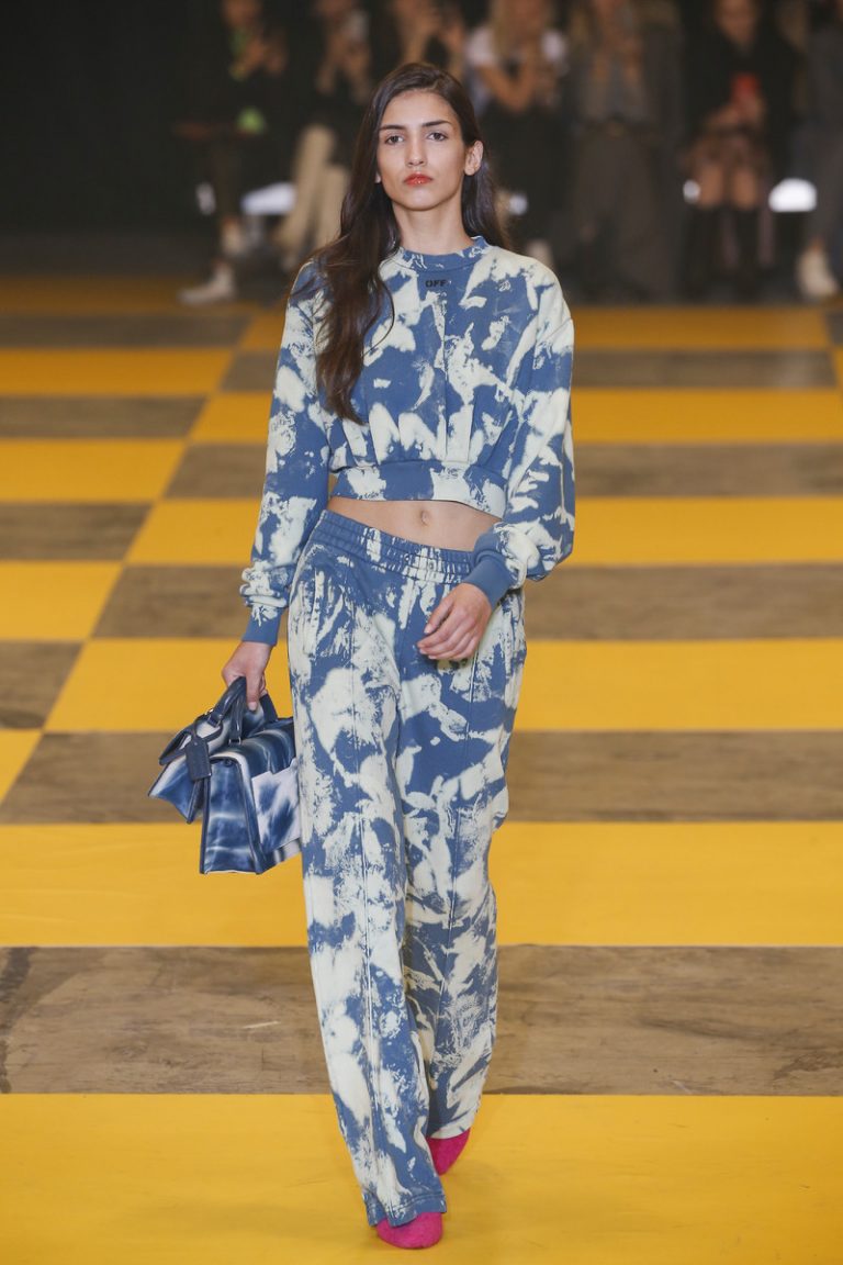 Off-White Catwalk Fashion Show Paris FW2019 | Team Peter Stigter ...