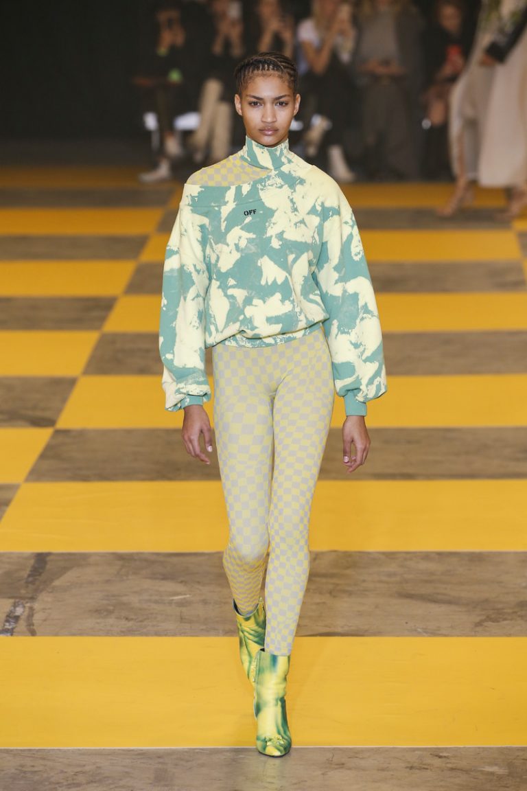 Off-White Catwalk Fashion Show Paris FW2019 : Team Peter Stigter ...