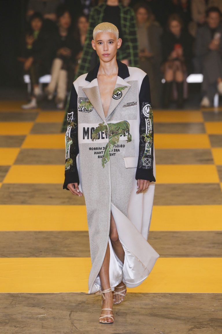 Off-White Catwalk Fashion Show Paris FW2019 : Team Peter Stigter ...