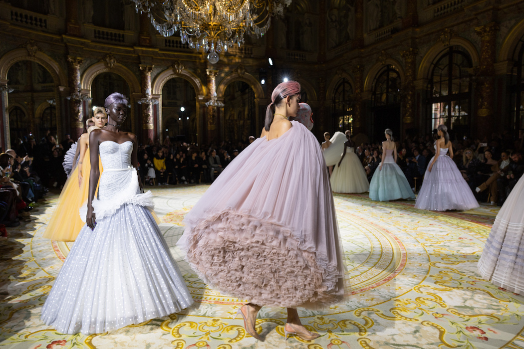 VIKTOR_ROLF_HC_SS23_W_37192-3 | Team Peter Stigter, catwalk show ...