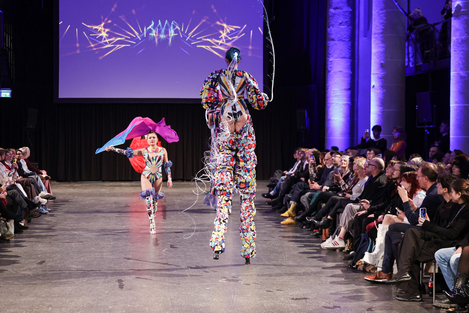 AMFI Graduation 2023-2024 Part 2 | Team Peter Stigter, catwalk show ...